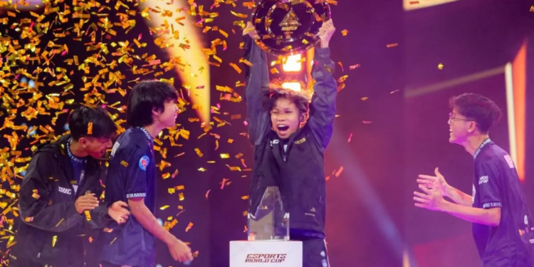 EVOS Divine Juara Free Fire Esports World Cup 2025, Dominasi Penuh Tim Indonesia! - Gamedaim